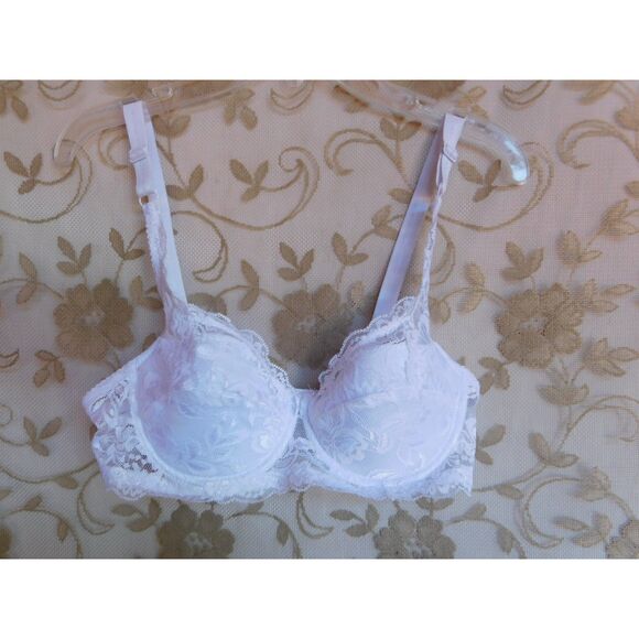 No Brand | Intimates & Sleepwear | White Lace Bra Size Xs | Poshmark